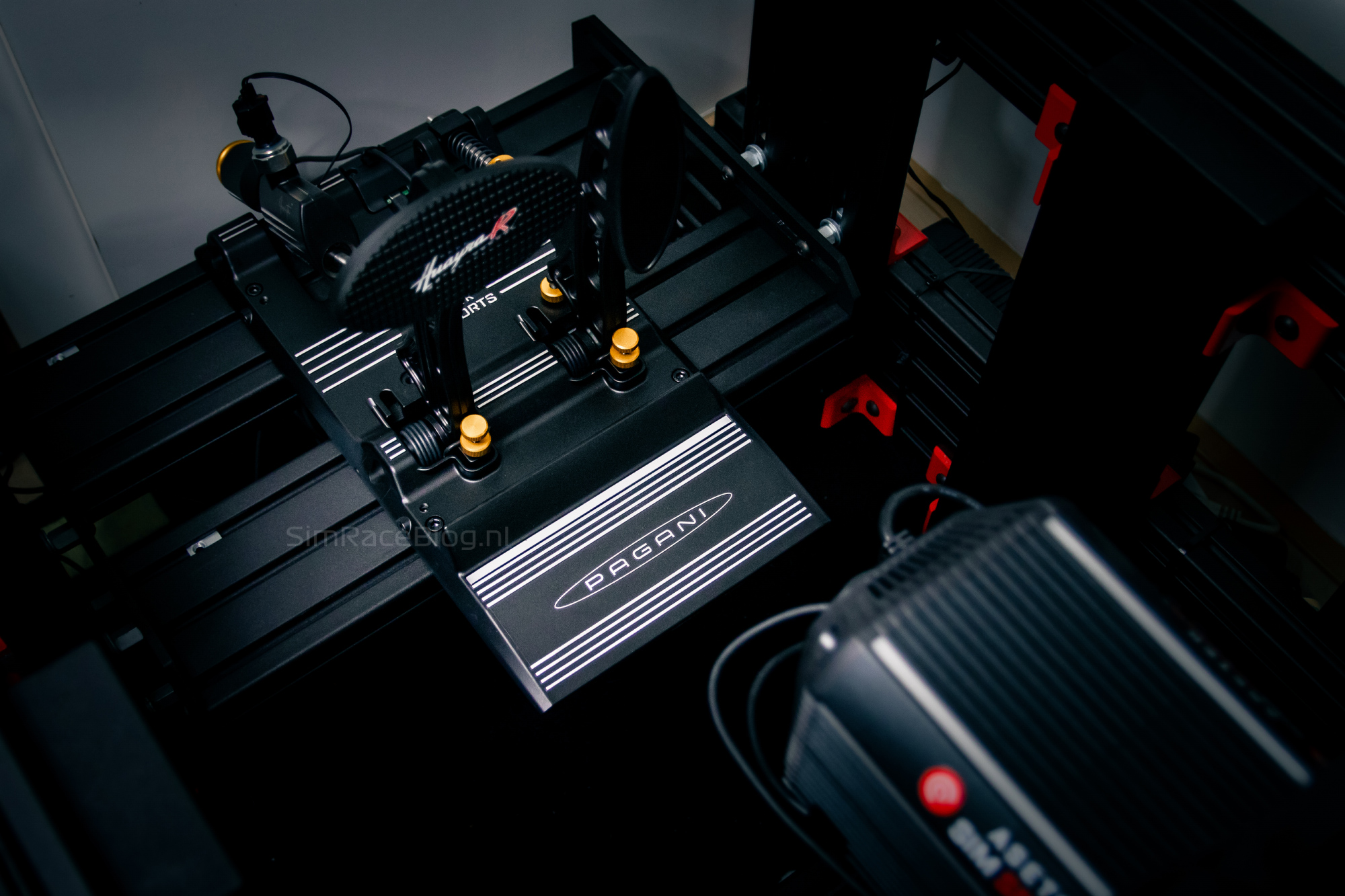 Asetek SimSports Pagani Huayra R Sim Racing Pedalen – SimRaceBlog