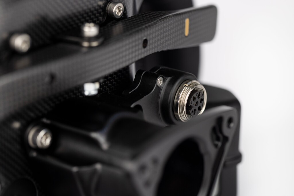 Sim-Lab launches Mercedes-AMG PETRONAS F1 Sim Racing Wheel – SimRaceBlog